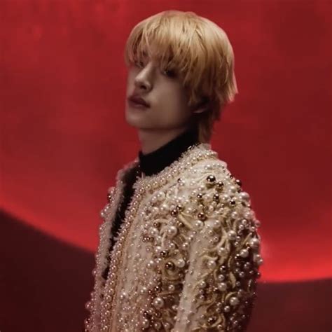 Pin Di Kamila Rime Su E N H Y P E N