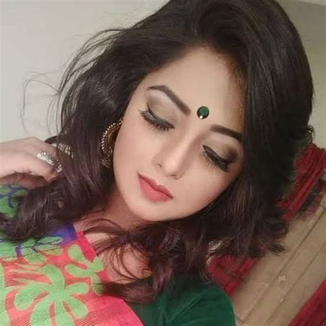 সরাসরি অনৈতিক কাজে ধরা খেলো জনতার হাতে সরাসরি অনৈতিক কাজে ধরা খেলো জনতার হাতেবাড়ি খালি