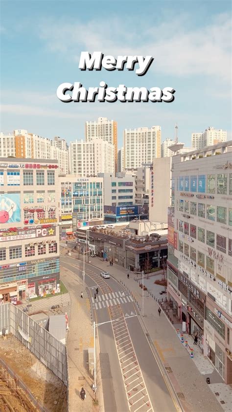 카페타비 입니다~ 안녕하세요😊 눈이 펑펑 내린 🥳 오늘도 맛있는 식사와 디저트 그리고 음료 준비했어요🥰🥰 고기듬뿍~ 나스동 가지덮밥 🤗🤗 카페에서