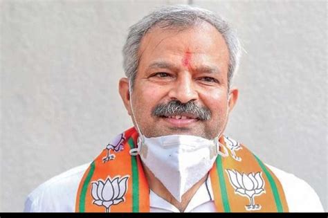 Delhi Bjp Chief Alleges Aap Workers Attacked His Residence Police