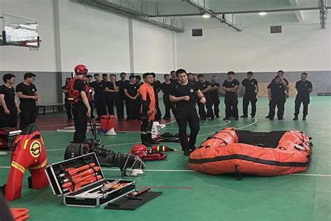 定海区公安分局巡特警大队开展综合救援培训