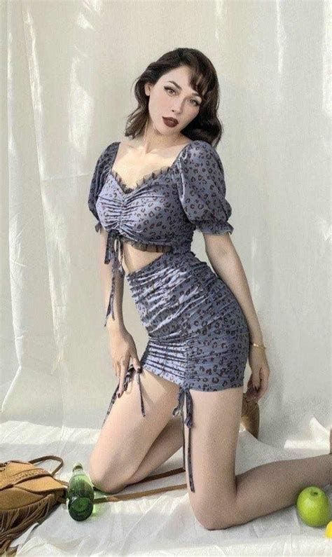 Sexy Girl ဝမ်းဆက် Top Queen အထည်လက်လီလက်ကား