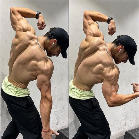 Back Flex R Hotguysworkingout