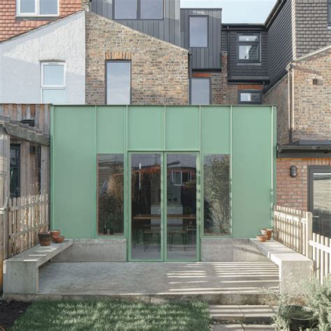 DeDraft Completes Green Metal Extension To AR Residence In London