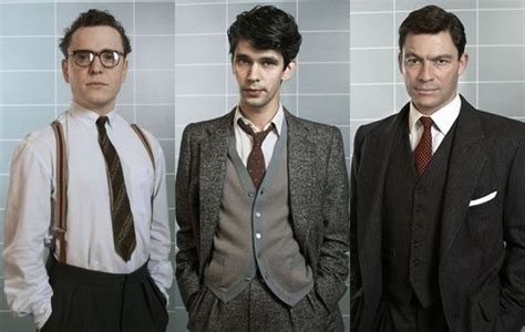 Хонхны баяраар юу өмсөх вэ Хөвгүүдэд зориулсан загварлаг хувцаслалтын санаа Ublife