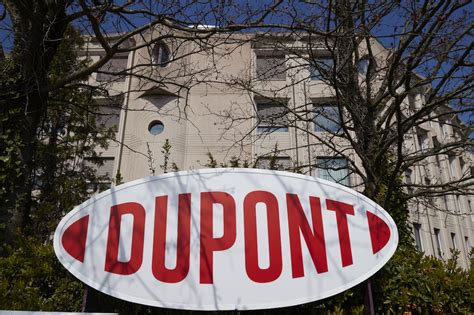 Chemours Dupont Corteva Settle New Jersey Pfas Claims For 875 Million Reuters