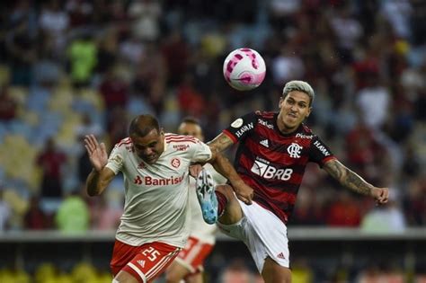 Vale A Pena Flamengo Recebe Proposta Oficial Para Vender O Atacante