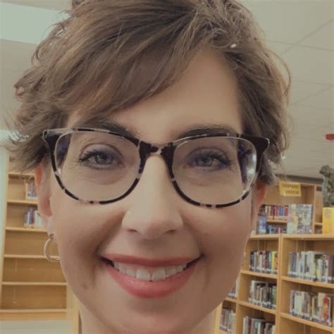 Lorie Mitchell Librarian Jefferson Montessori Academy Linkedin