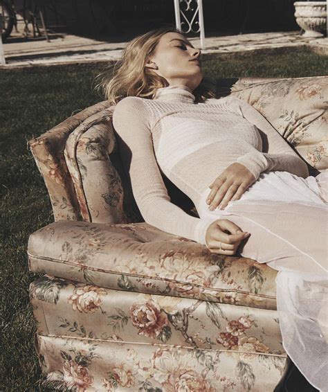 Margot Robbie Vogue Australia December 2017 • Celebmafia