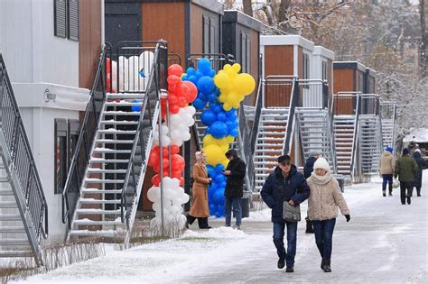 В Ірпені на Київщині відкрили другу чергу модульного містечка «Ластівка
