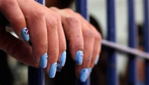 Cárcel Para La Mujer Acusada De Apuñalar Y Matar A Su Concubino De