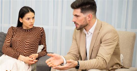 12 Signs A Man Is Overcompensating For Deep Insecurities According To Psychology