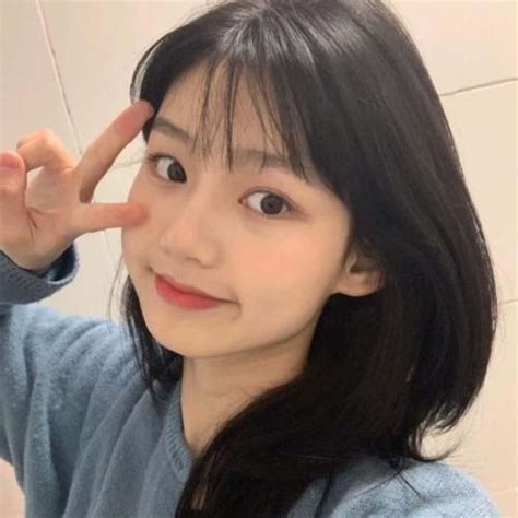 真人头像图片女 女头像真人图片下 2 配图网