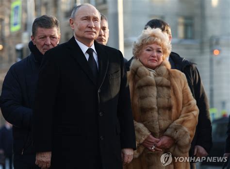 푸틴 미국과 회담에 만족…우크라 배제되지 않아 종합