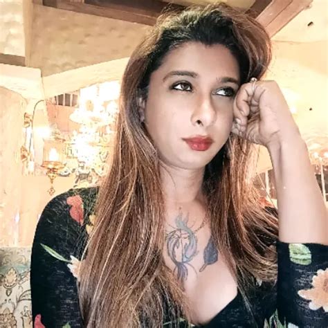 Hot Indian Shemale Ts Sonu Row In Hindi Anal Porn Feat Tssonu Xhamster