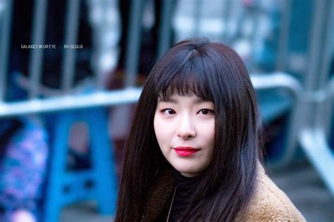 네 눈 안의 우주 On Twitter 180202 뮤직뱅크 슬기 출근 레드벨벳 슬기 강슬기 Redvelvet