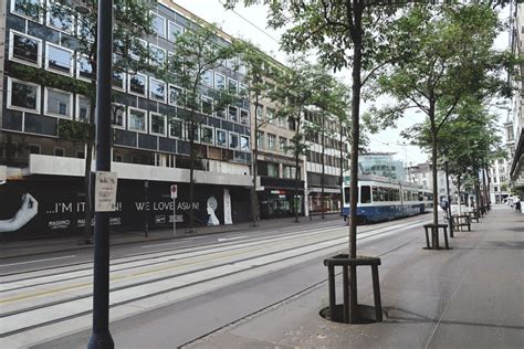 스위스 2 1 취리히 반호프거리 린덴호프 성피터교회 초익하우스켈러 네이버 블로그