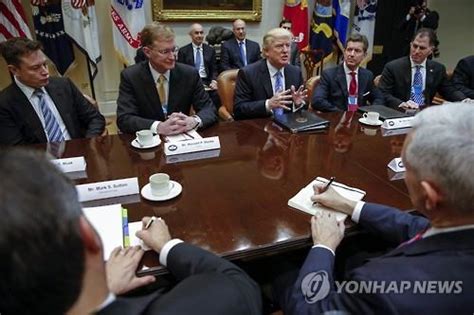 대선 앞두고 밀착하는 동병상련 트럼프와 머스크 블록미디어