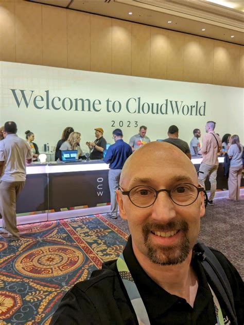 Oracle Clouldworld Multicloud Vmware Openshift Stephen Cross