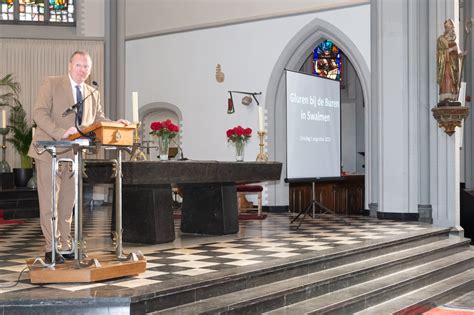Druk Bezochte Gluren Bij De Buren Mhvs