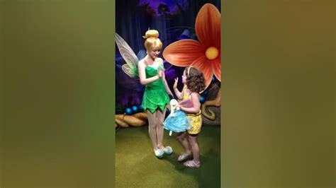 A Hug From Tinkerbell At The Magic Kingdom Youtube