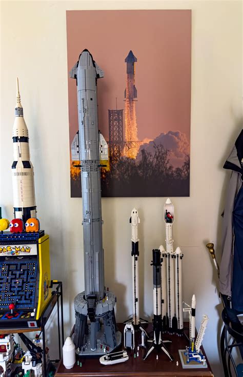 Lego Starship Booster 9 Ship 25 At 1110 Scale With A Better