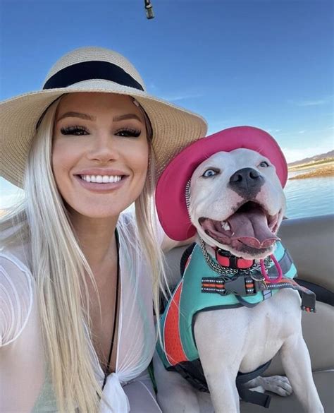 Girls With Puppies 37 Pics