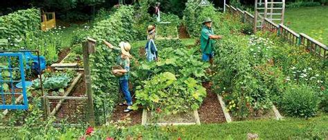 Лунный посадочный календарь садовода и огородника на 2023 год для Урала благоприятные посевные дни