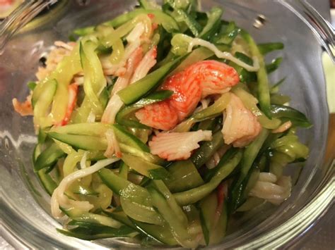 キュウリとカニカマのサラダ By Sの楽々クッキング 【クックパッド】 簡単おいしいみんなのレシピが394万品