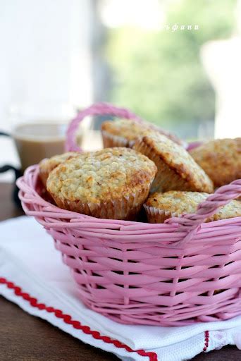 Мъфини с ябълки и овесени ядки Mъфини и Кексчета