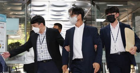 민주당 돈봉투 의혹 송영길 前보좌관 구속심사 출석···충실히 소명하겠다