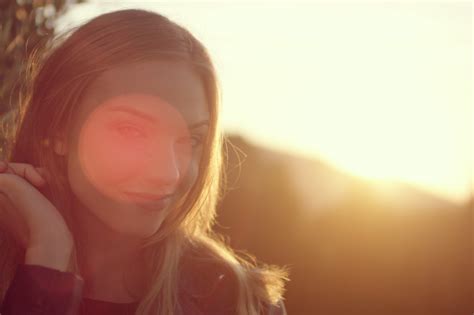 8 Ways How Sunlight Affects Your Mood The One Liner