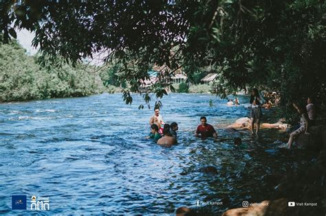 រមណីយដ្ឋានទឹកឈូ