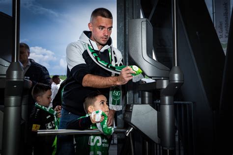 Decoding The Future Of Connectivity Nfc Nft And Nfc Enabled Nfts Zatap