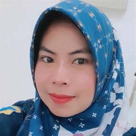 iis aisyah iis aisyah23 threads say more