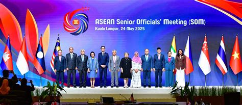 ຮອງລັດຖະມົນຕີກະຊວງການຕ່າງປະເທດ ຫົວໜ້າເຈົ້າໜ້າທີ່ອາວຸໂສອາຊຽນ ແຫ່ງ ສປປ ລາວ