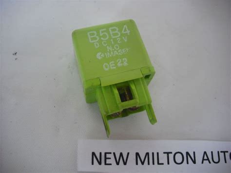 A GENUINE MAZDA 323 F BJ IMASEN RELAY B5B4 DC12V
