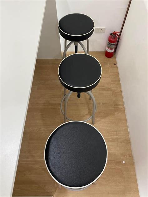 เก้าอี้บาร์ทรงสูง เบาะกลม Ennxo