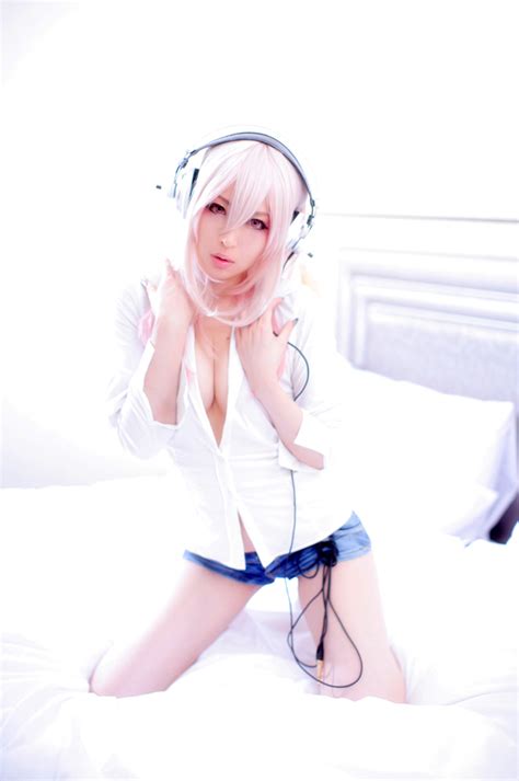 Japanesethumbs Av Idol Cosplay Usagi Photo Gallery