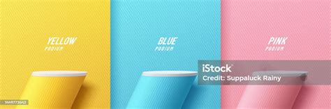 현실적인 노란색 파란색 분홍색 실린더 스탠드 연단이 있는 3d 배경 세트 대각선 줄무늬 선 패턴입니다 추상 벡터 기하학적 형태 최소한의 벽 장면 무대 진열장 모형 제품 전시