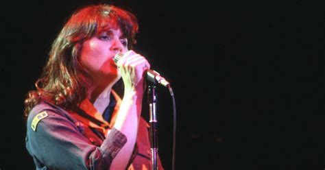 Where Is Linda Ronstadt Now Heres What We Know