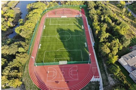 Atvira Klaipėda Atnaujintas „verdenės“ Progimnazijos Sporto Aikštynas