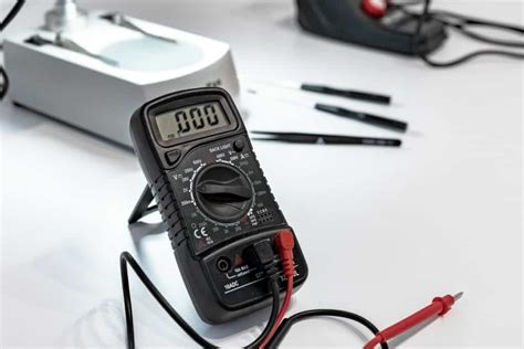 How A Multimeter Measure Voltage Learn Here