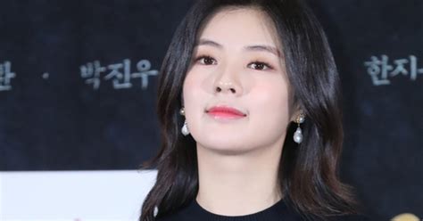 이선빈 소속사 웰메이드와 전속계약 분쟁 입장차 팽팽