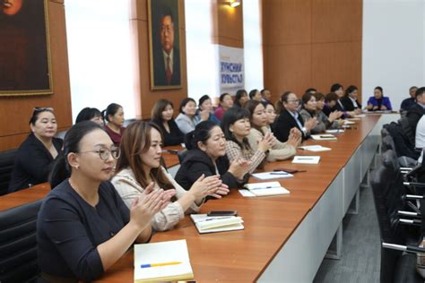 Монгол Улсын Ерөнхийлөгч Ухнаагийн Хүрэлсүх Булган аймгийн Хүнсний хангамж аюулгүй байдал