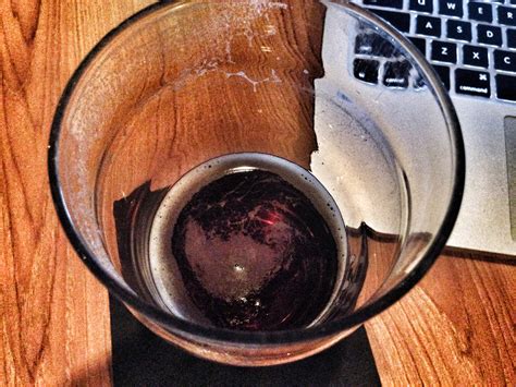 Безплатна снимка ръка колело храна питие чаша за кафе Бира око