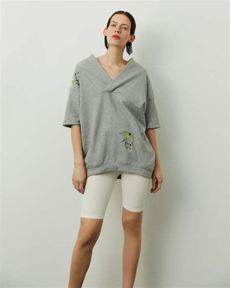 Sew Your Own Yoga Shirt Gigi Free Pattern And Step By Step Tutorial