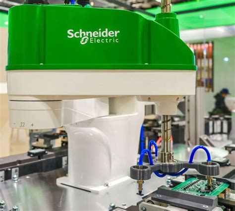 High Speed Scara Robots Are 40 Smaller Than Their Rivals Drivesandcontrols