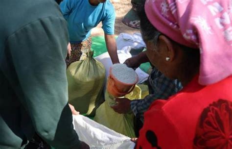 လူသားဒိုင်းအဖြစ် ဖမ်းဆီးခံခဲ့ရတဲ့ ရွှေပြည်အေး ရွာသားတွေ တစ်နှစ်ကျော်အကြာမှာ ထောင်ဒဏ် ၃နှစ်စီချမ