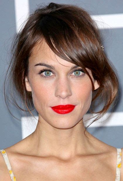 7 Medium Length Hairstyles To Get You Out Of A Hair Rut Alexa Chung